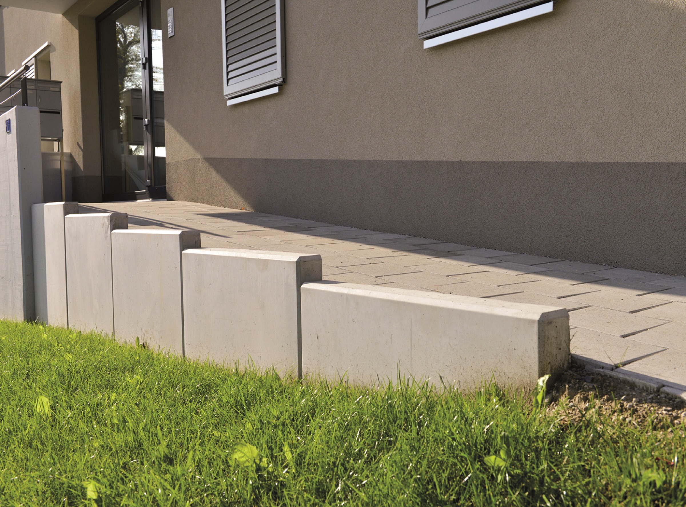 ÉLÉMENTS EN ÉQUERRE / MUR EN L - SOL AG