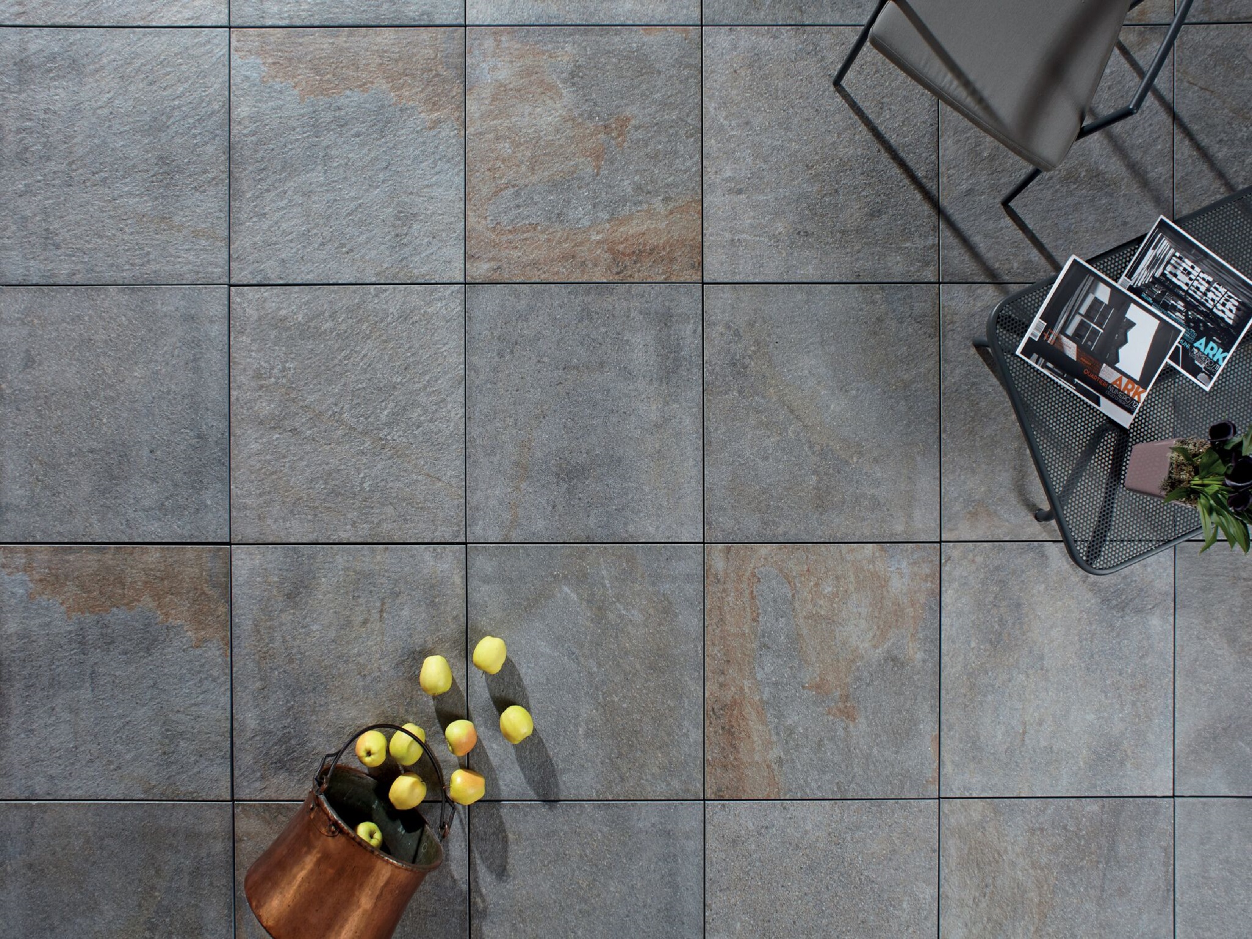 BODENPLATTEN FEINSTEINZEUG 2.6 - SOL AG